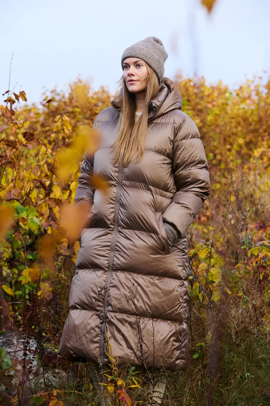 Thea pufferjakke lang - Brun – Careless